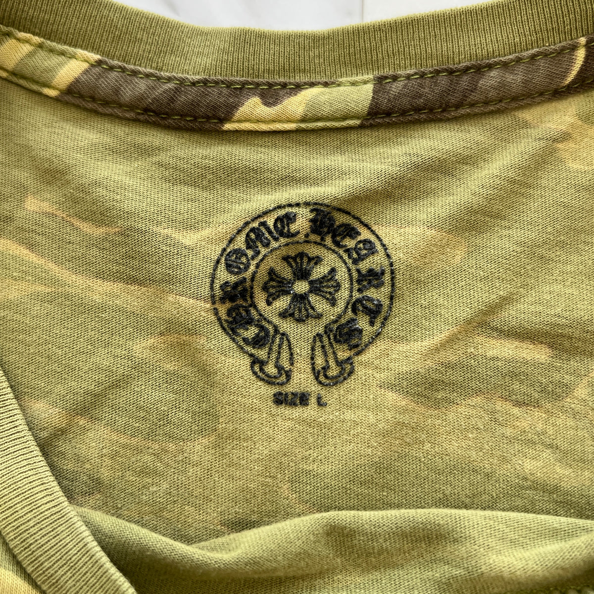 CHROME HEARTS Back CH Plus Cemetery Cross Print Camo Tee Size L クロムハーツ – MEMENTOS ONLINE SHOP
