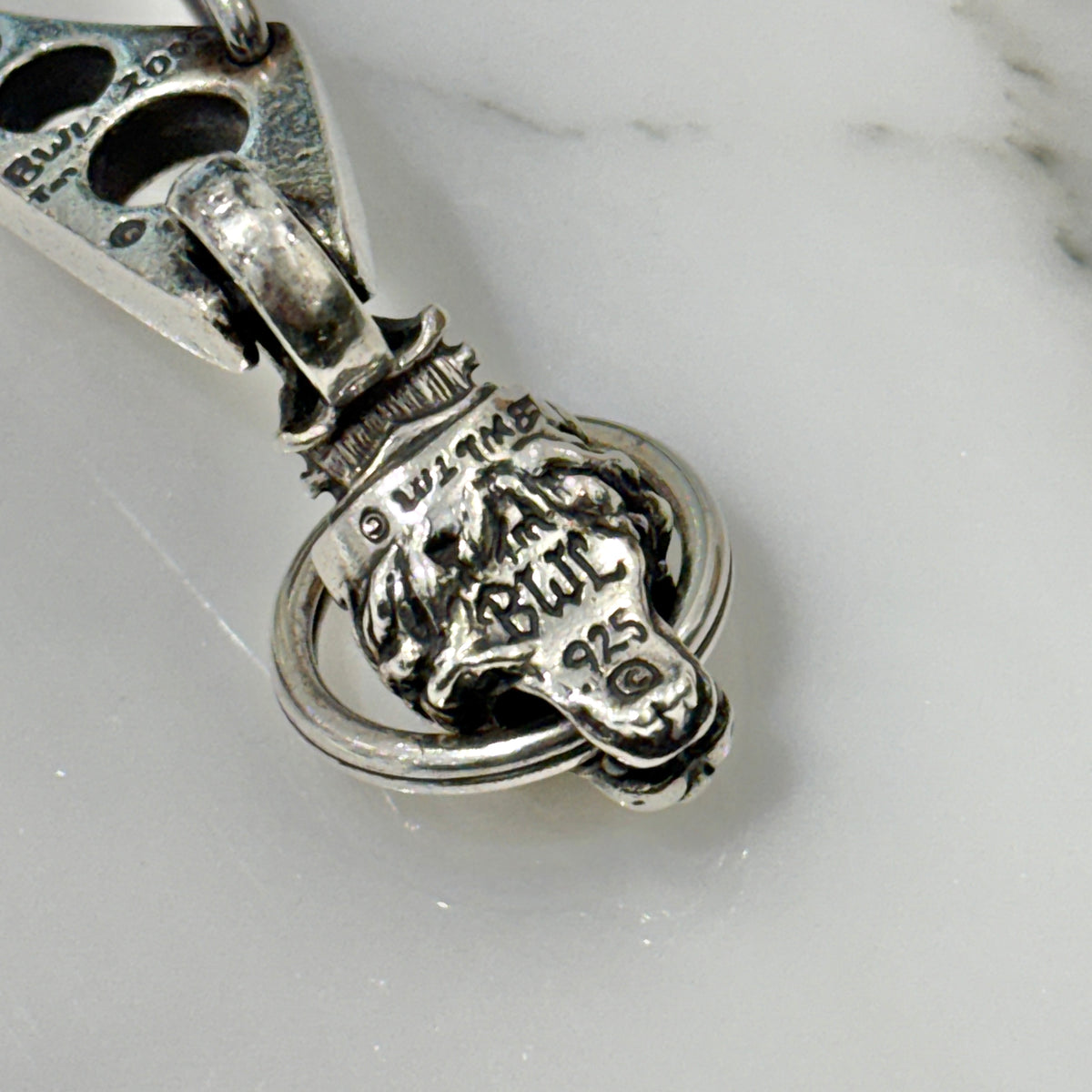 BILL WALL LEATHER Lion Head Key Chain – MEMENTOS ONLINE SHOP